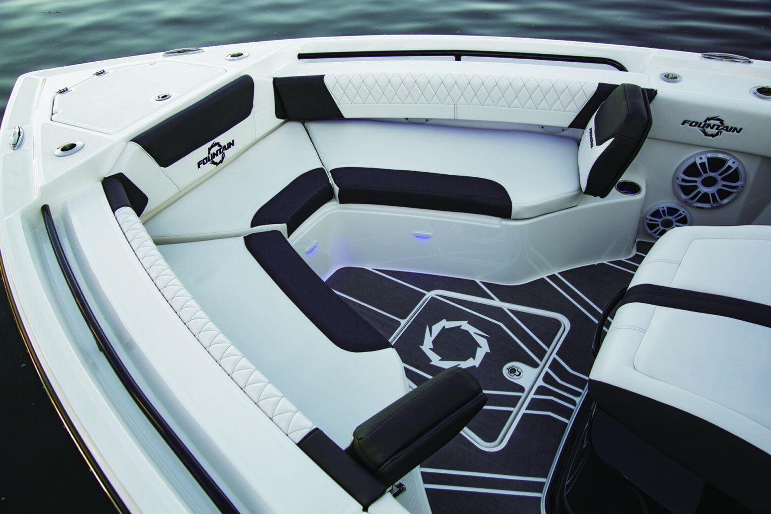 32CC Fish - Fountain Powerboats